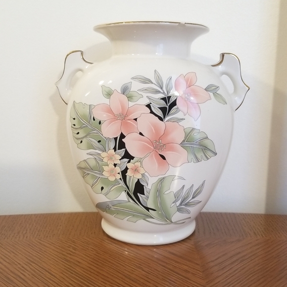 Accents | Vintage Japanese Vase 6 12 Tall | Poshmark